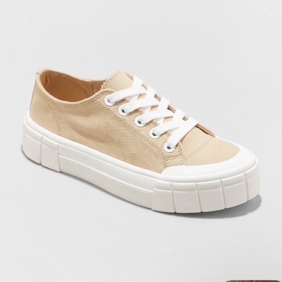 Mad Love | Shoes | Mad Love Womens Fran Snackers Nwt | Poshmark